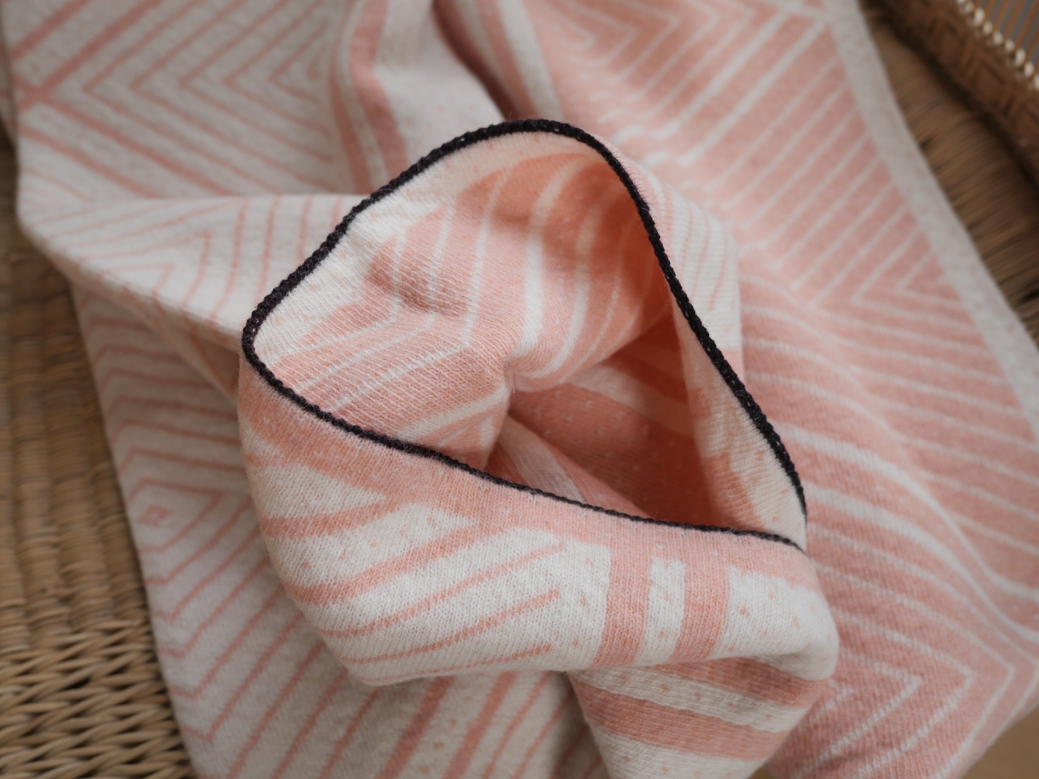 Shining The Spotlight On French Savoir Faire – Storie EU